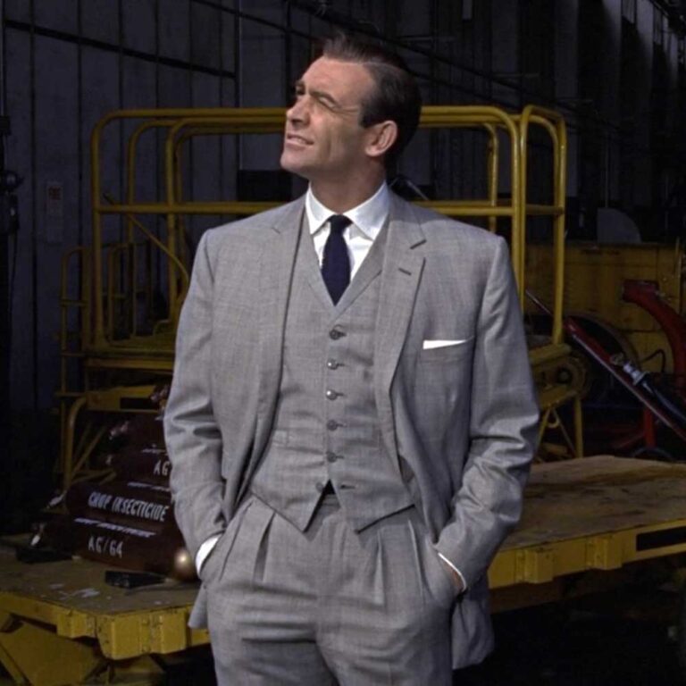James Bond Linen Suit - Casino Royale Light Grey Suit